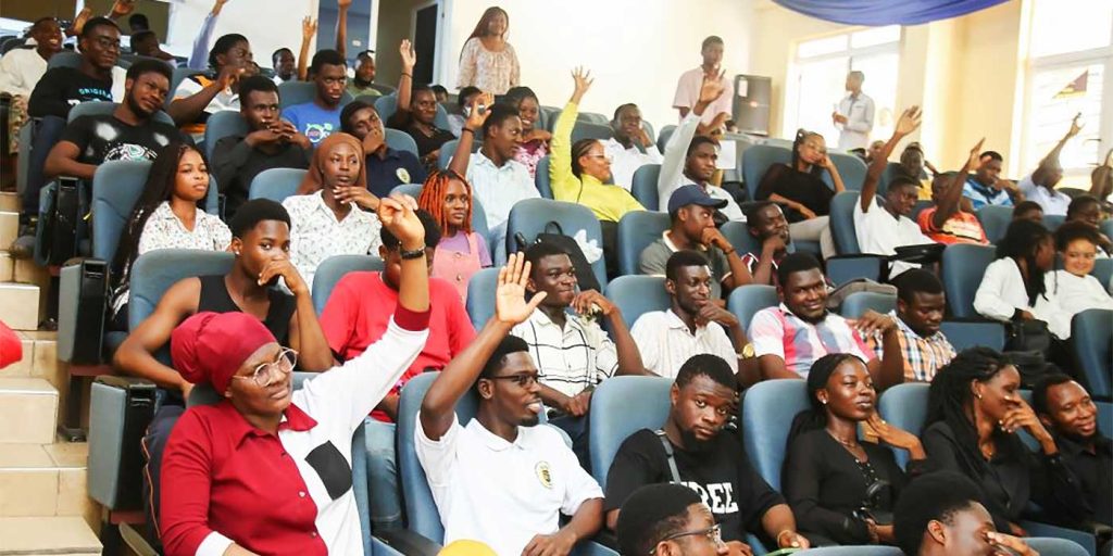 Students Interact With Faculty Management - GCTU